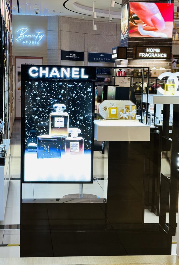 Explore our Indoor & outdoor LED Screens projects- Volkanoo LED